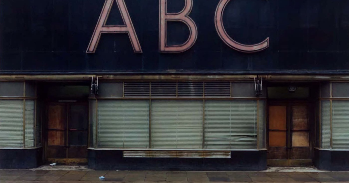 Peter Mitchell | THE HYMAN COLLECTION